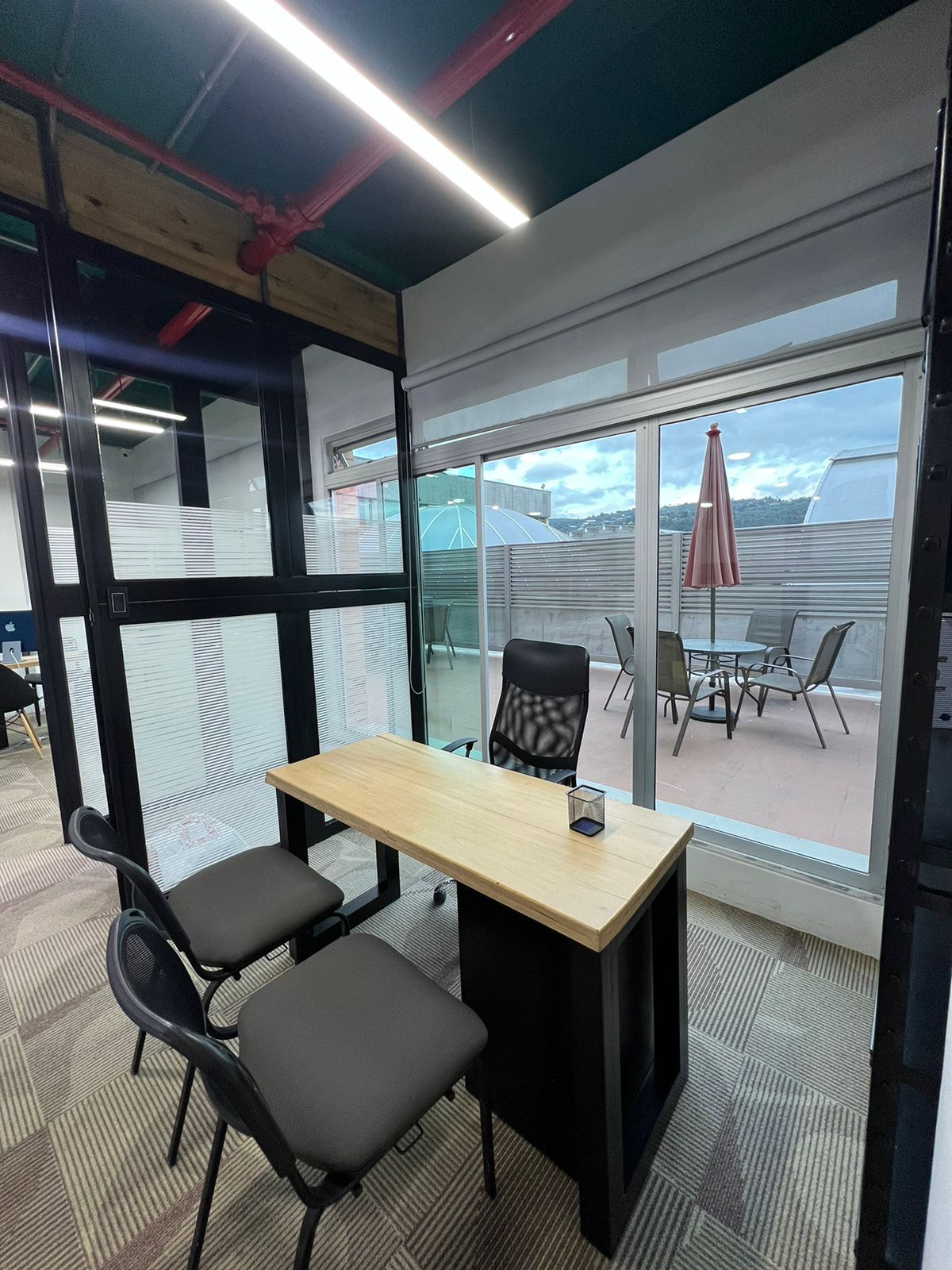 Coworking Space at CoWorking Centro Chia, Chia | Coworker