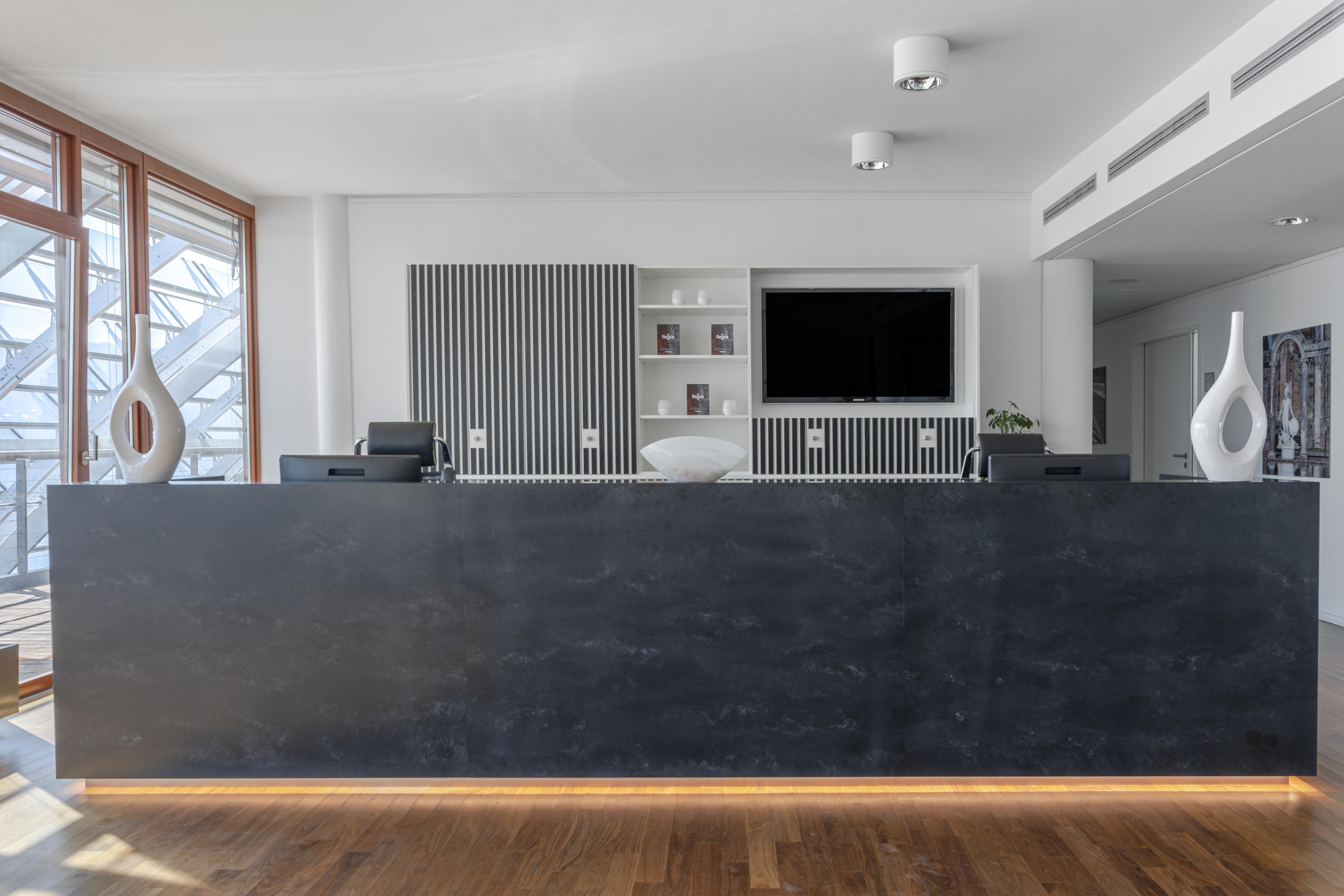 Coworking Space at Signature by Regus Stuttgart, Signature Konigstrasse ...