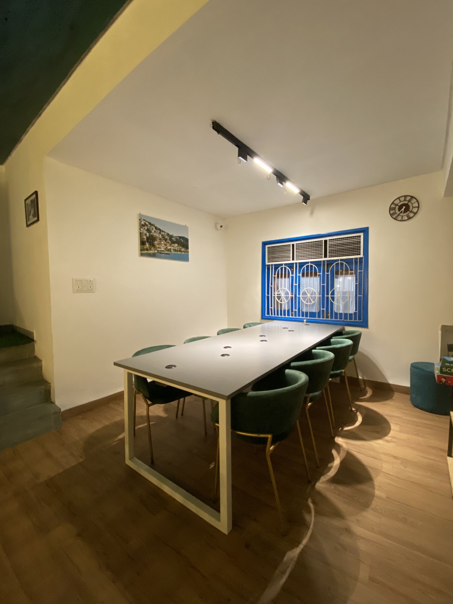 Coworking Space at Siolim Cafe | CoWorking | Commy, Indore | Coworker