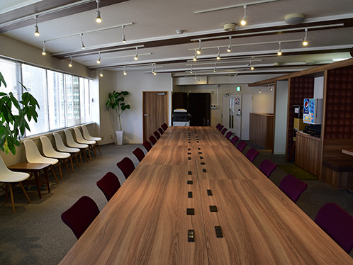 Coworking Space at Basis Point, Tokyo | Coworker