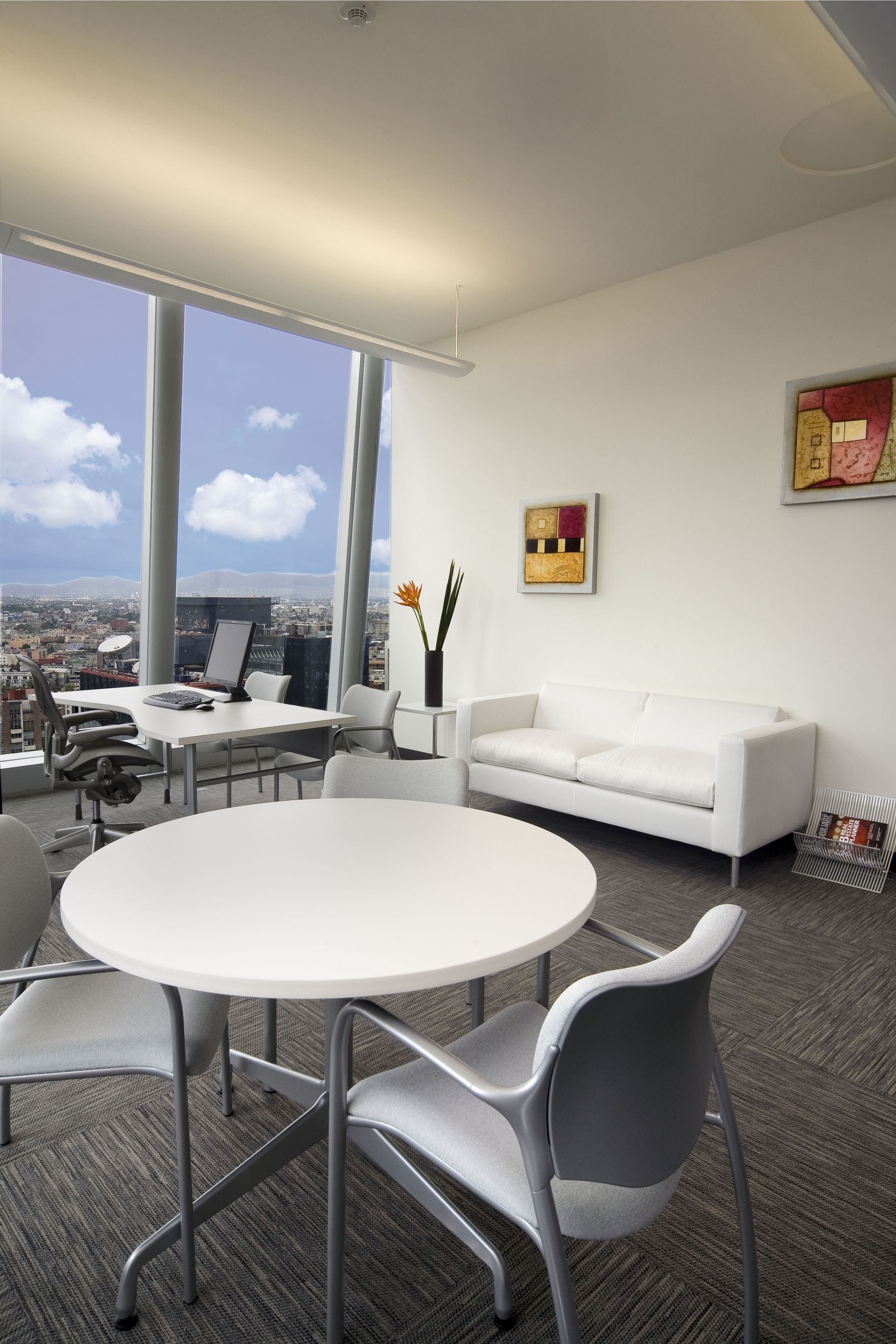 Coworking Space at IOS OFFICES CAMPESTRE, Monterrey | Coworker