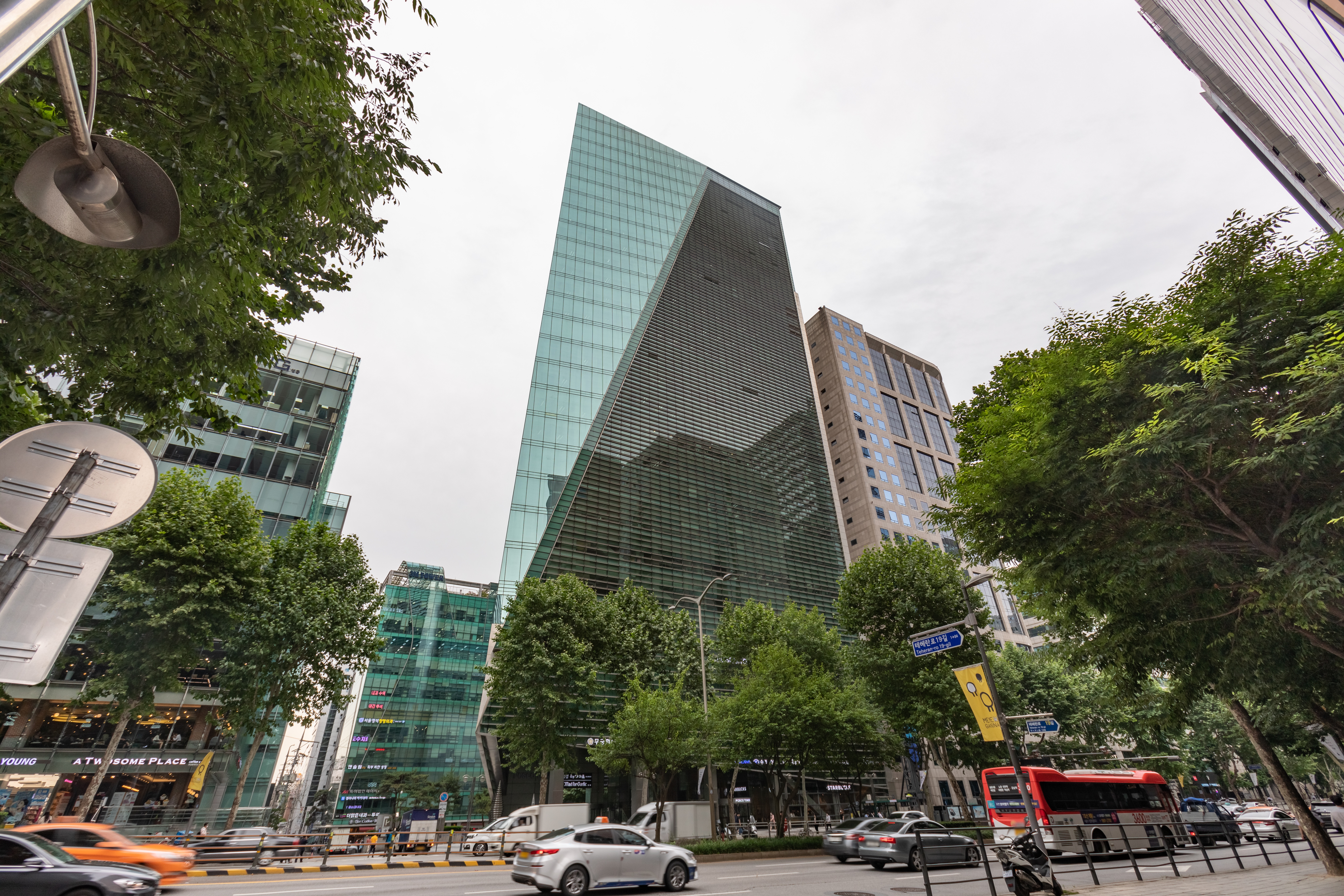 Coworking Space at Regus Seoul, Gangnam Posco Tower Yeoksam, Seoul ...
