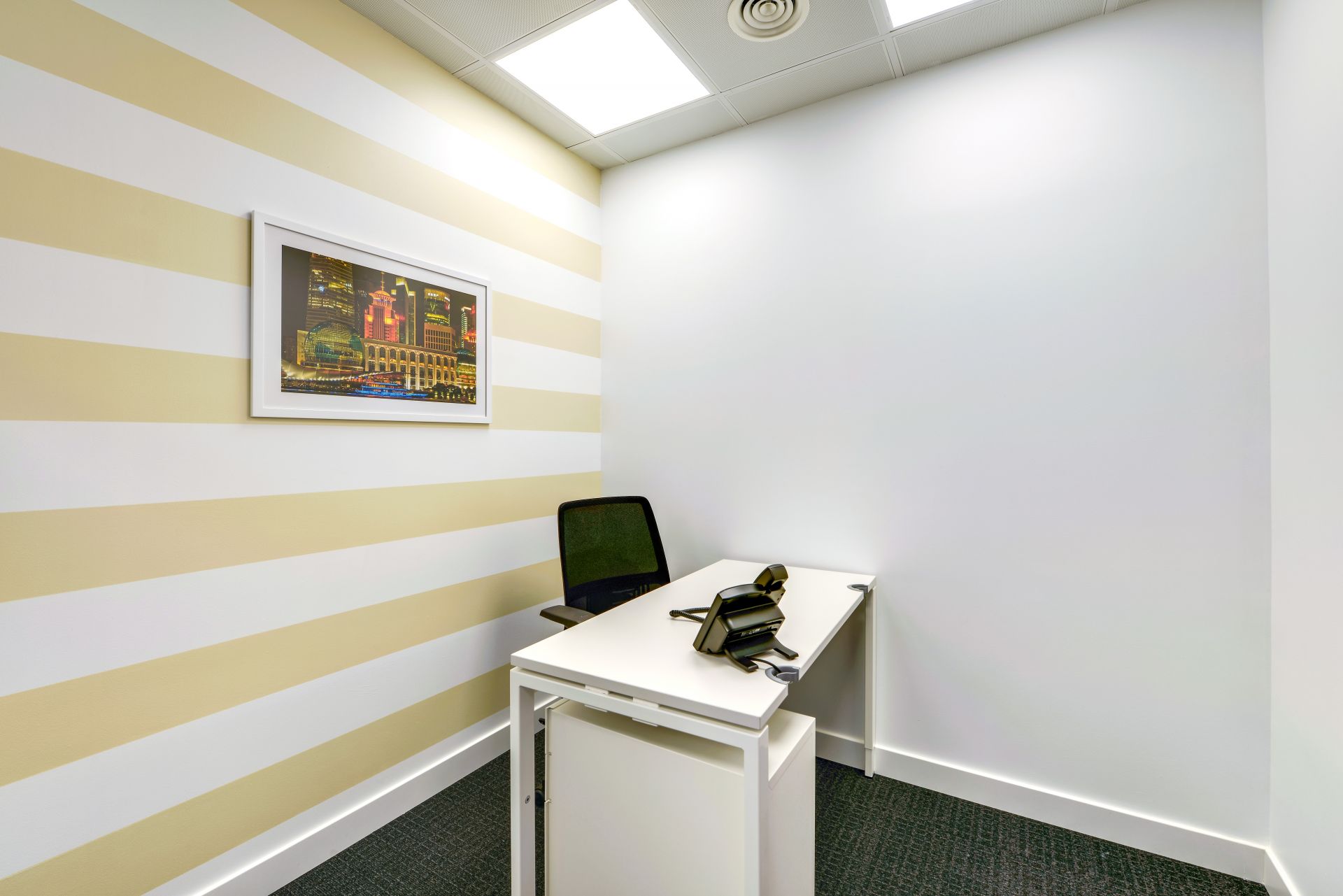 Coworking Space at Regus Dubai, Jumeirah lake Towers South, Dubai ...