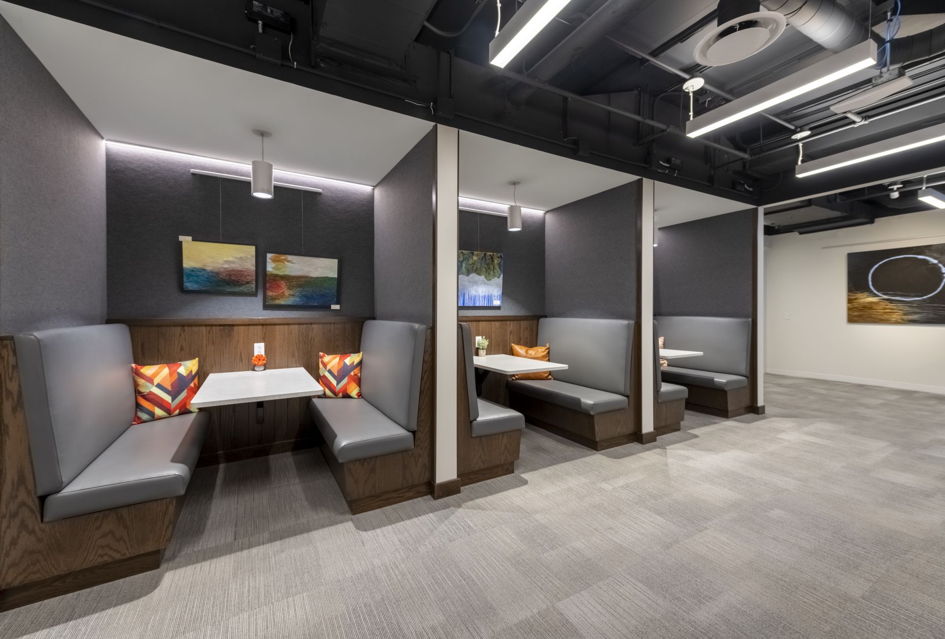 Coworking Space at Serendipity Labs Rochester Innovation Square ...